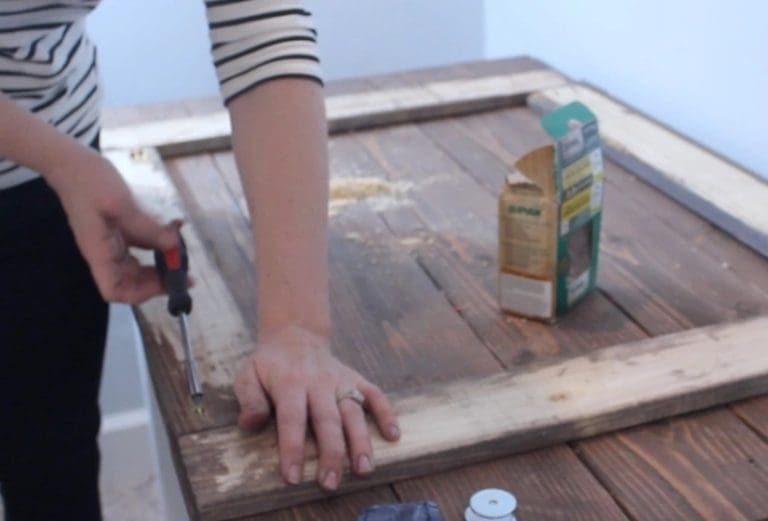 Rustic Mirror Frame: A DIY Guide
