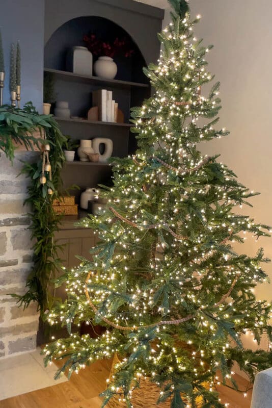 Elegant Traditional Christmas Decor for Tree & Mantel | Crystel ...