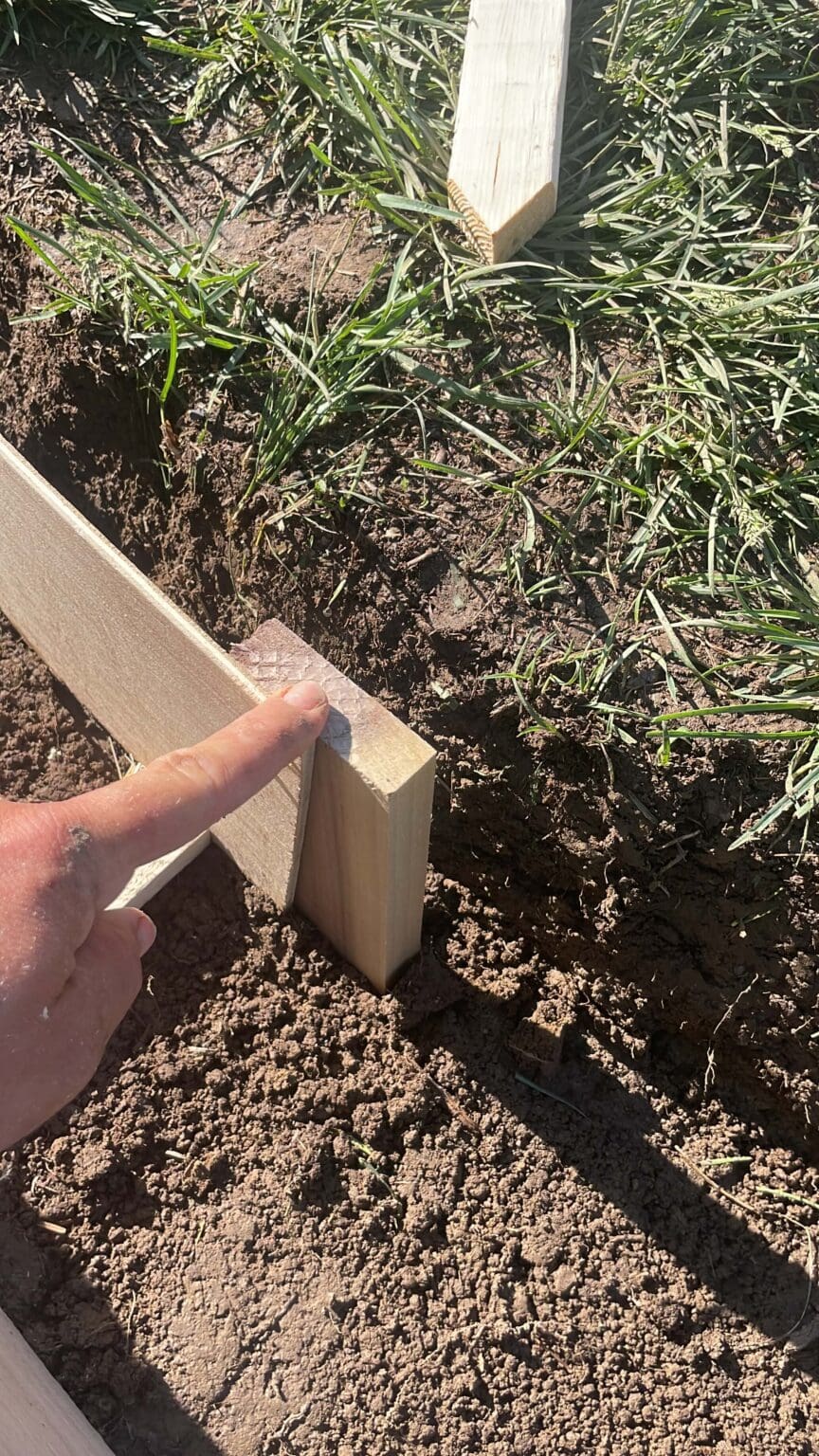 DIY Concrete Curbing in Your Yard | Crystel Montenegro Home