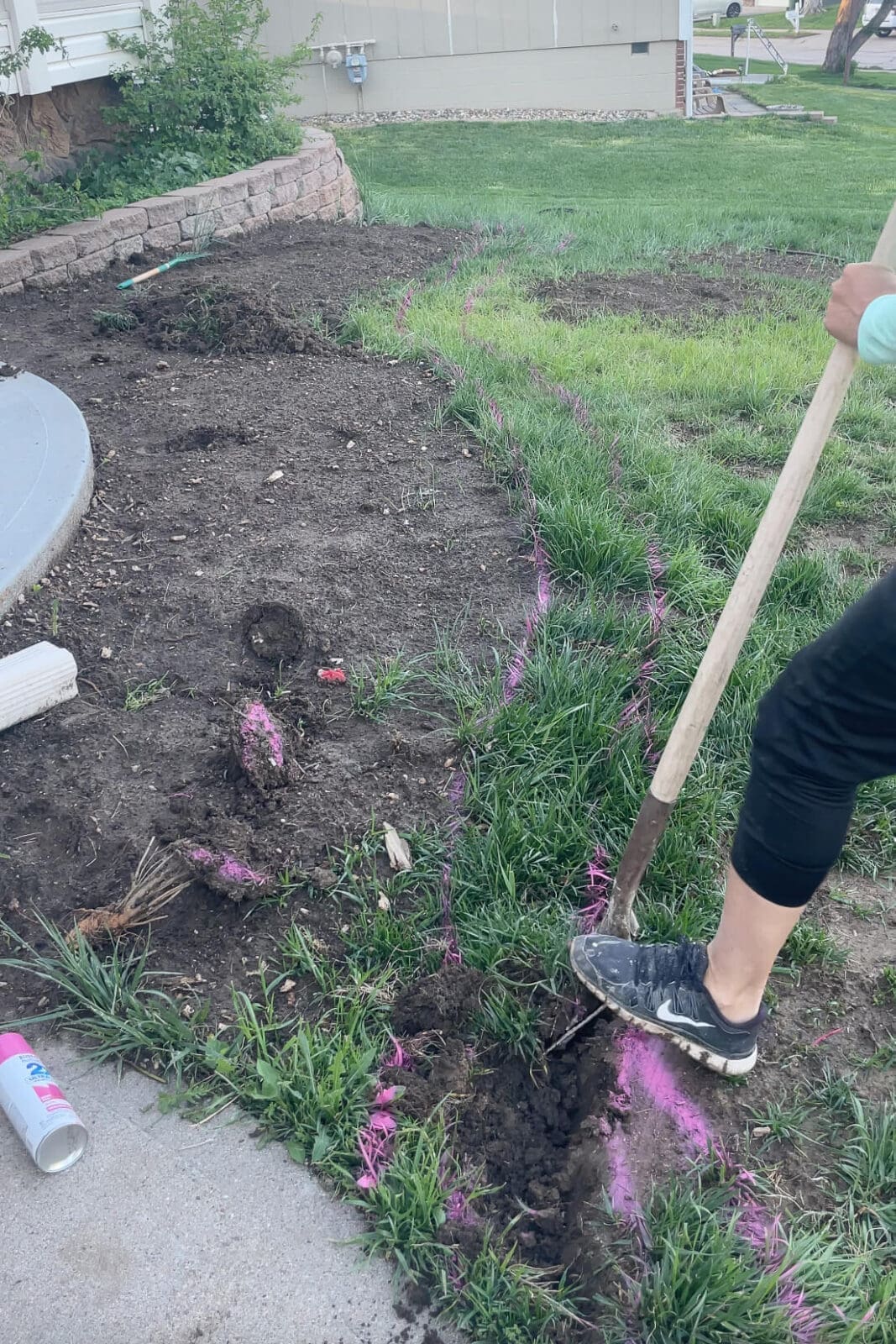 Concrete Curbing: How to Make a DIY Concrete Curb