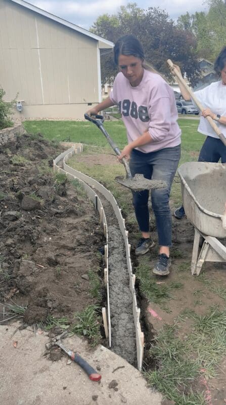 DIY Concrete Curbing in Your Yard | Crystel Montenegro Home