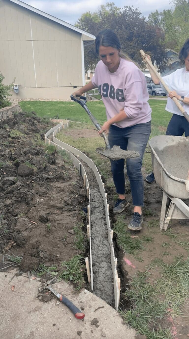 DIY Concrete Curbing in Your Yard | Crystel Montenegro Home