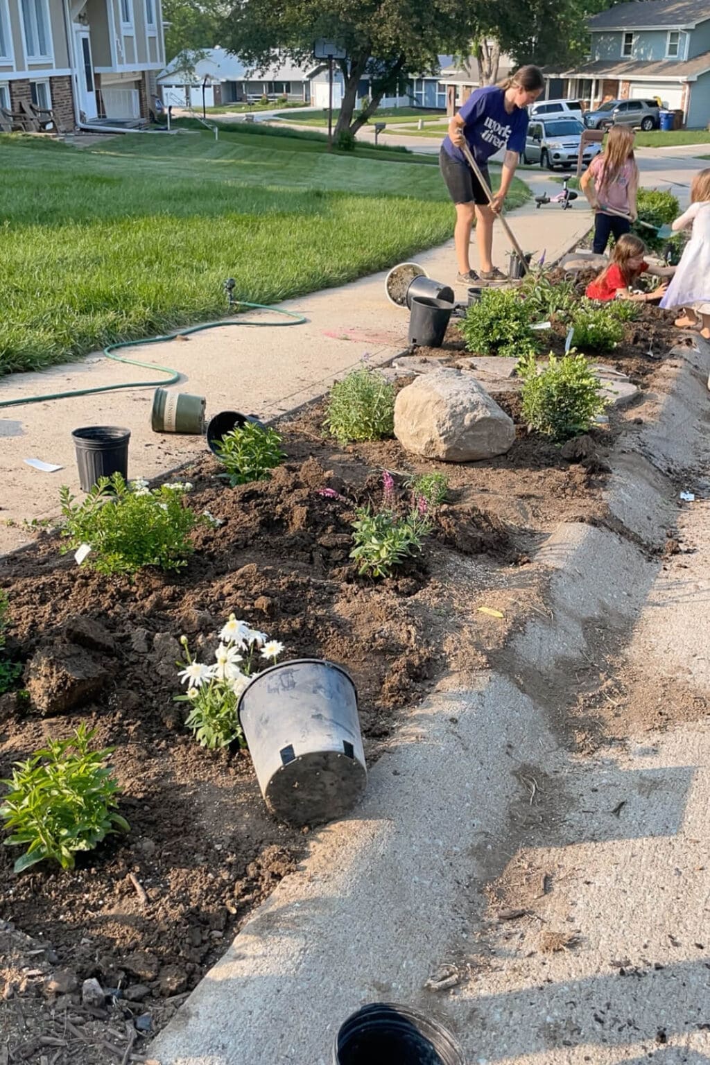 Creating Yard Designs for Easy DIY Landscaping | Crystel Montenegro Home
