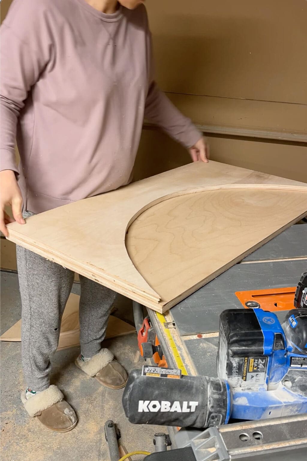 DIY Arched Living Room Shelves | Crystel Montengro Home