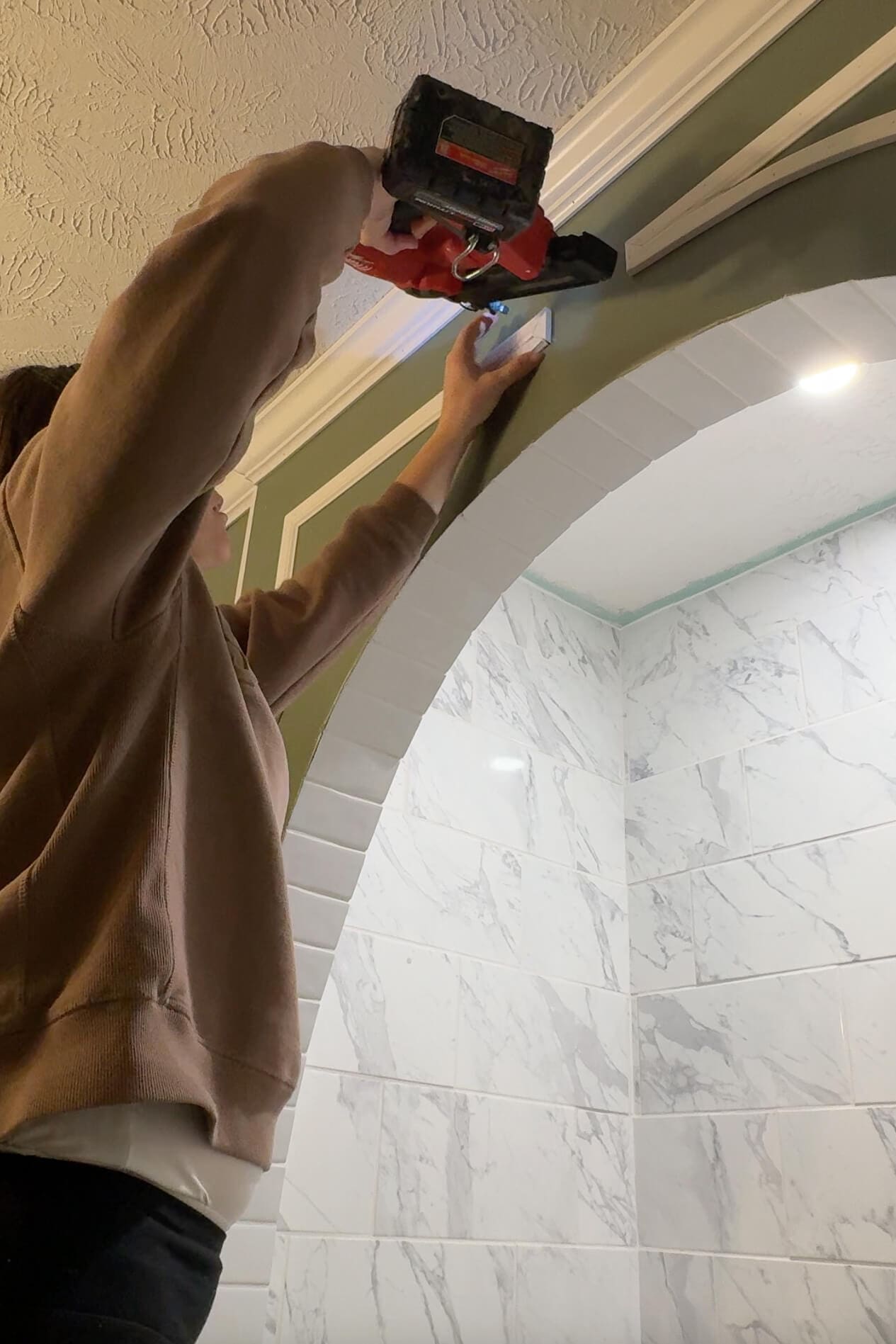 DIY Curved Molding Around an Arch | Crystel Montenegro Home