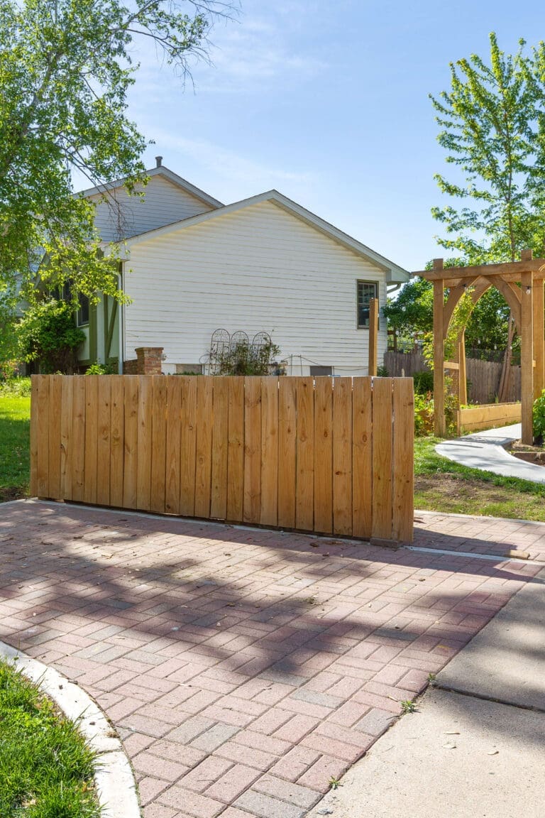 Build a Trash Can Fence and Hide Your Garbage | Crystel Montenegro Home